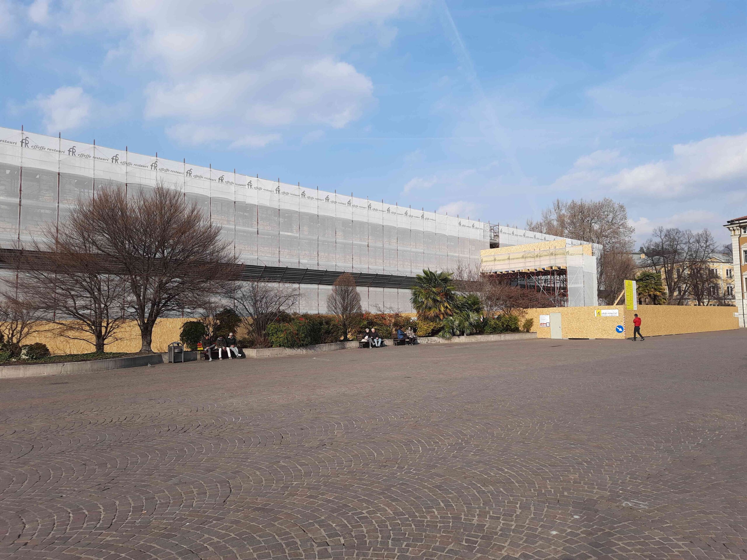 Iniziato il restauro delle mura di Piazza fiera