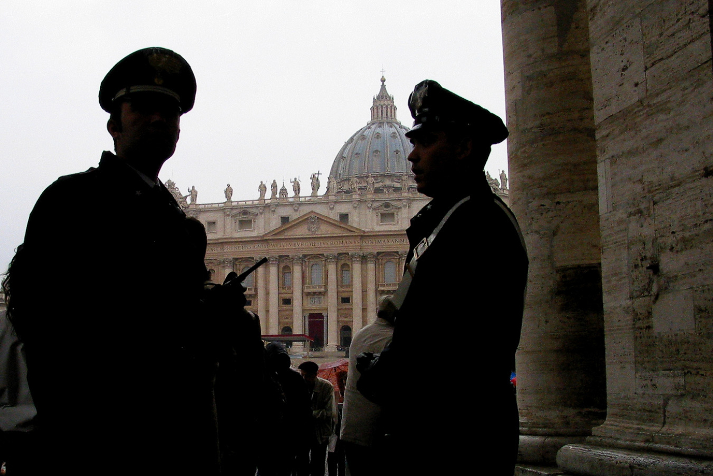 Conclave: Roma si prepara alla fumata in Vaticano, in campo 4mila ...