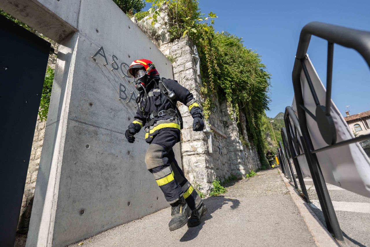 Garda lift on fire: la gara a tempo per vigili del fuoco, giunti anche ...