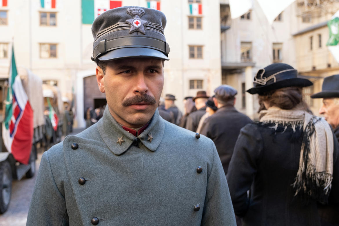 Gabriel Montesi a Rovereto per la proiezione speciale del film «Campo ...