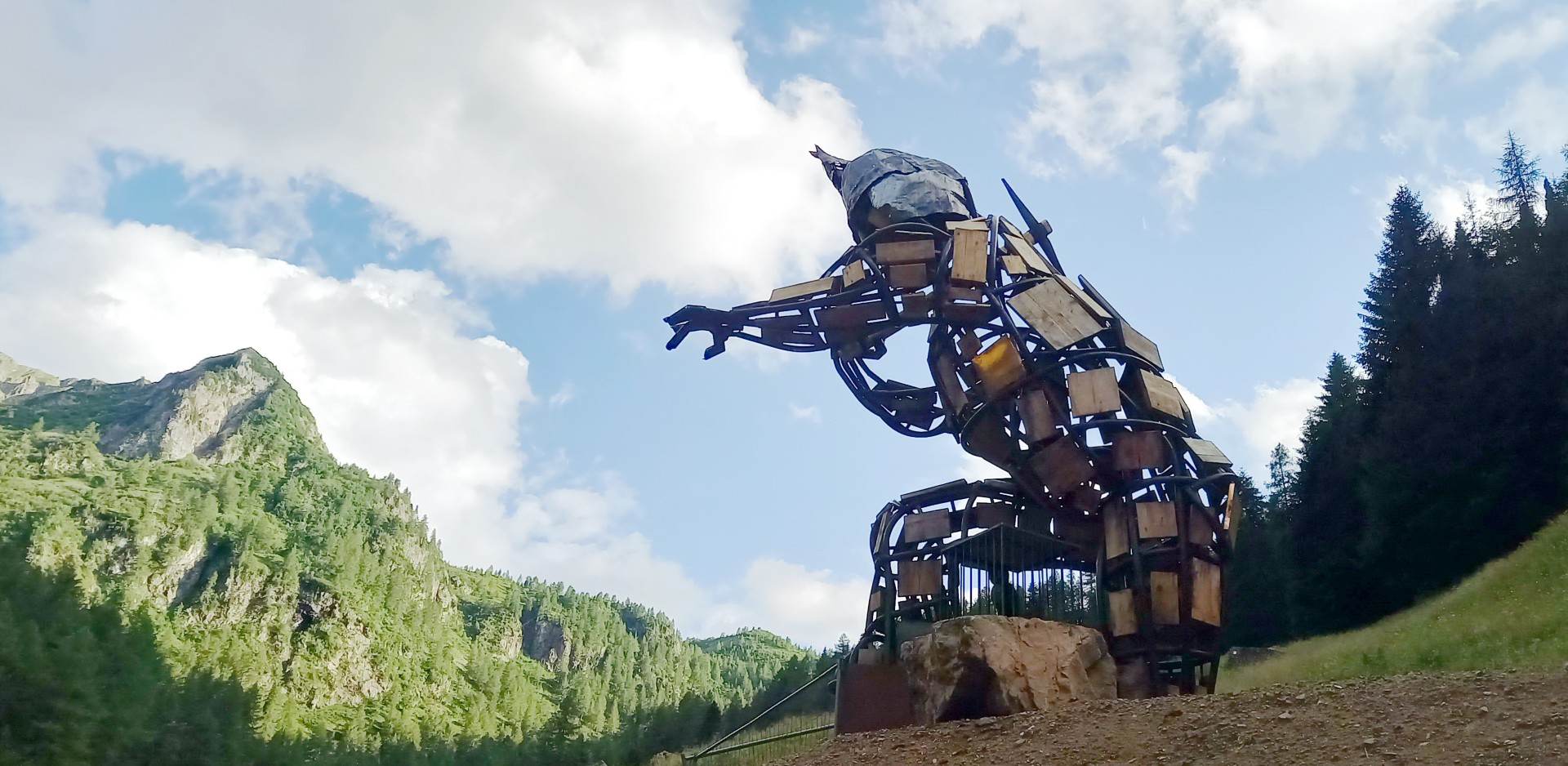 Val dei Mocheni, domani l’inaugurazione della statua del Minatore, la ...