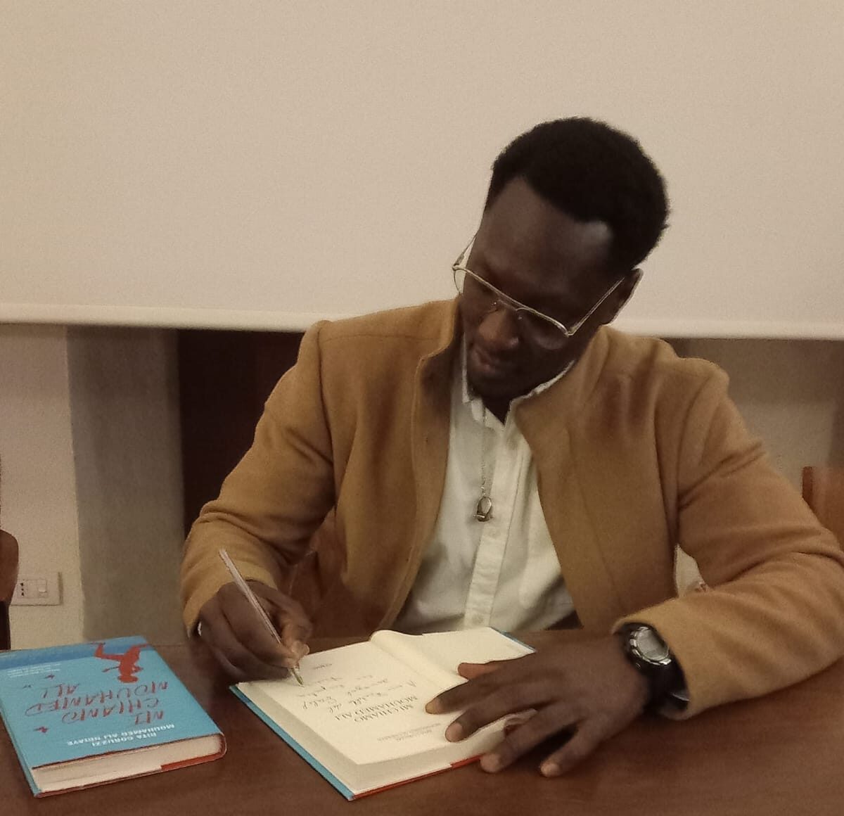 A Lavis la presentazione del libro di Mouhamed Alì, campione di pugilato