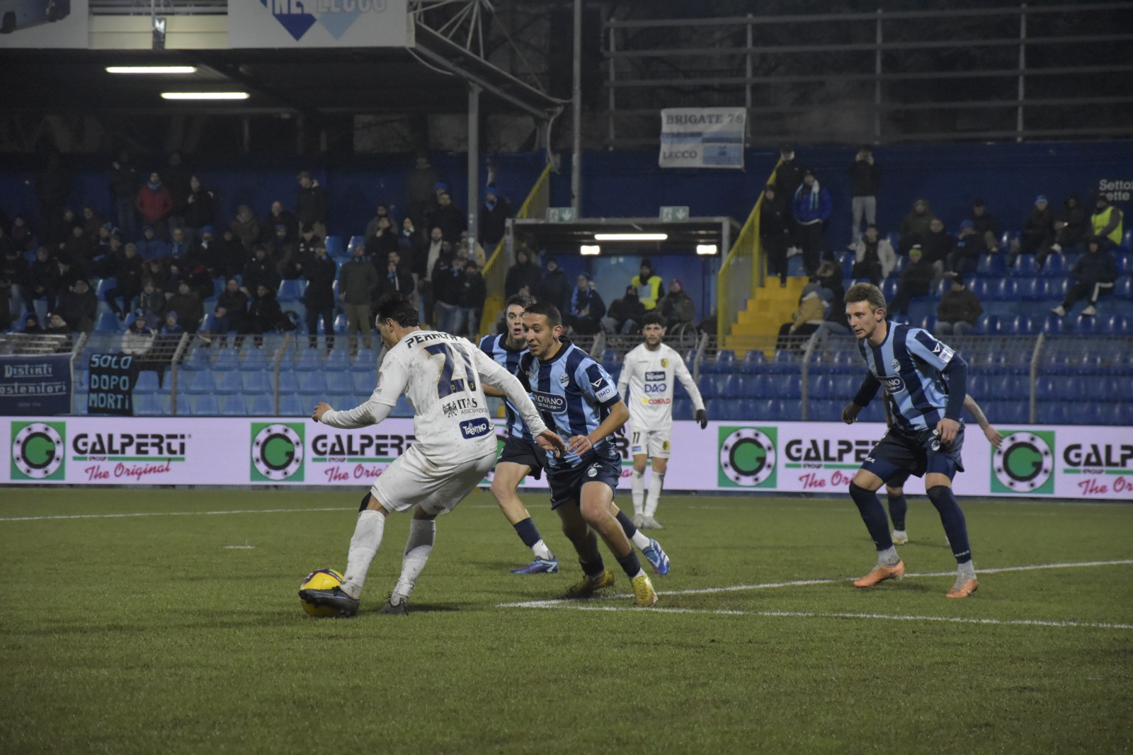 Serie C, il Trento brinda al nuovo anno travolgendo il Lecco: 2-1 in ...