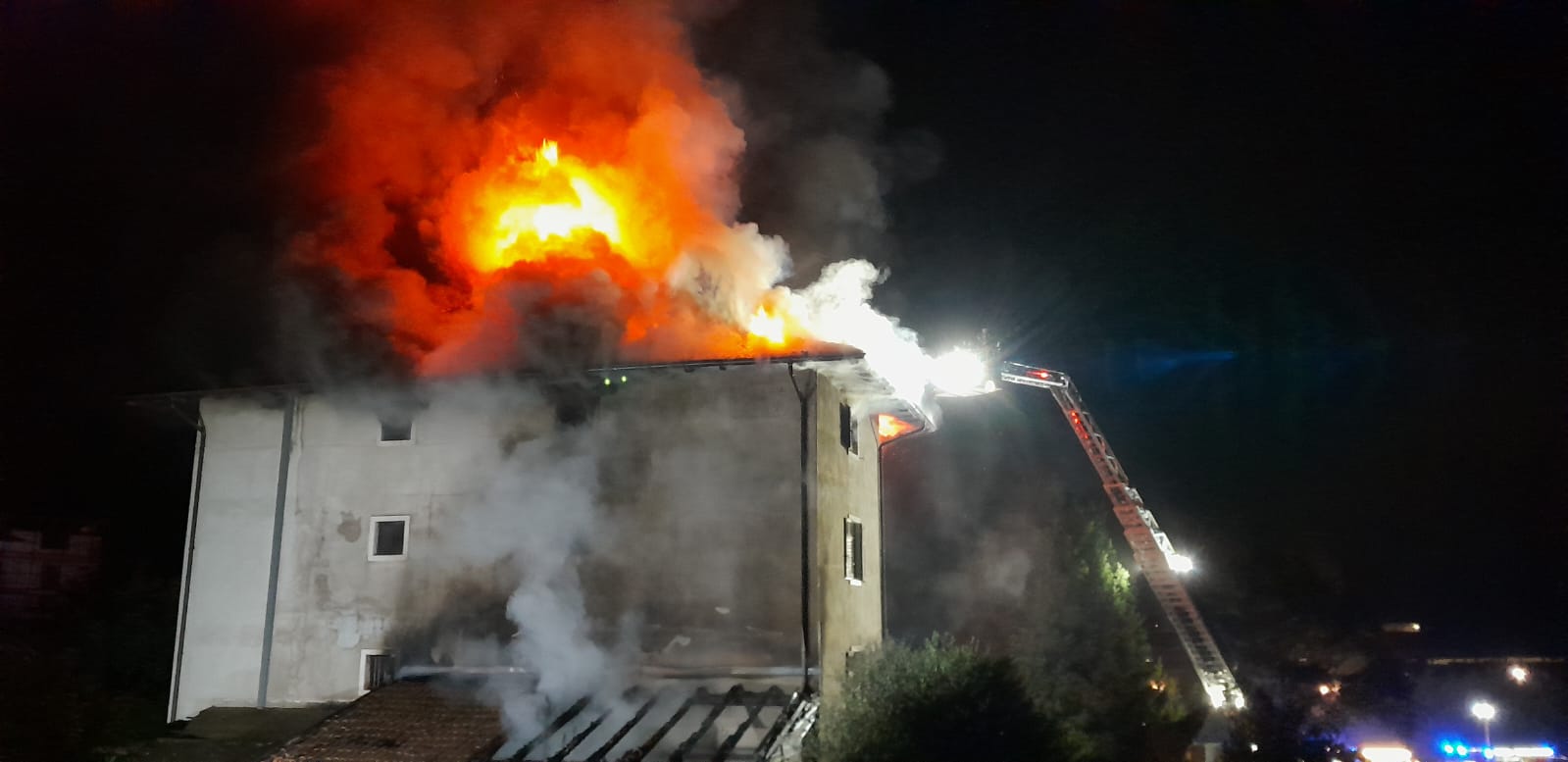 Villa Lagarina, fiamme dolose alla casa del Dopo di Noi della coop Dal ...