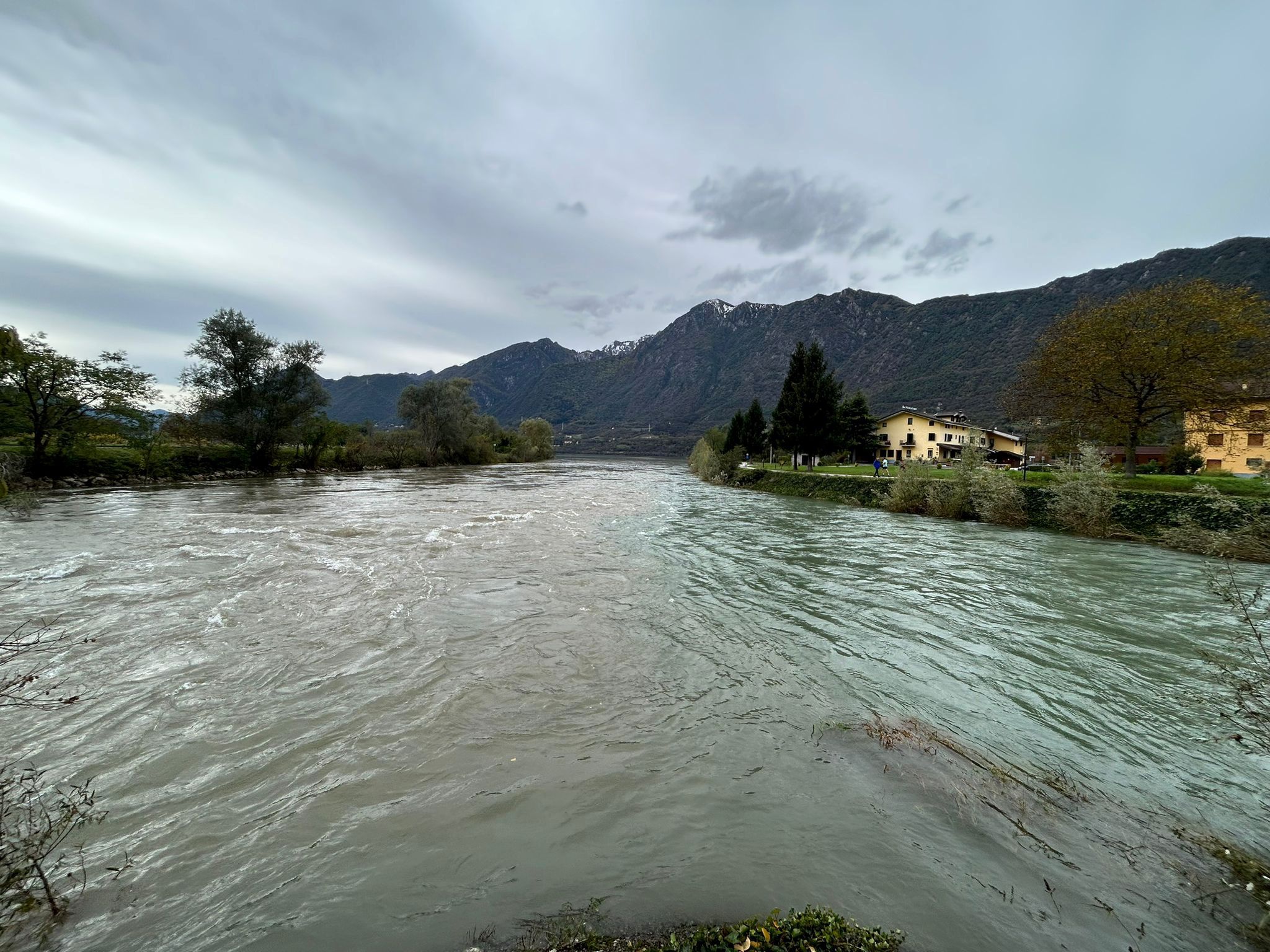 Maltempo, la Federazione del fiume Chiese accusa: «Il lago d’Idro ...
