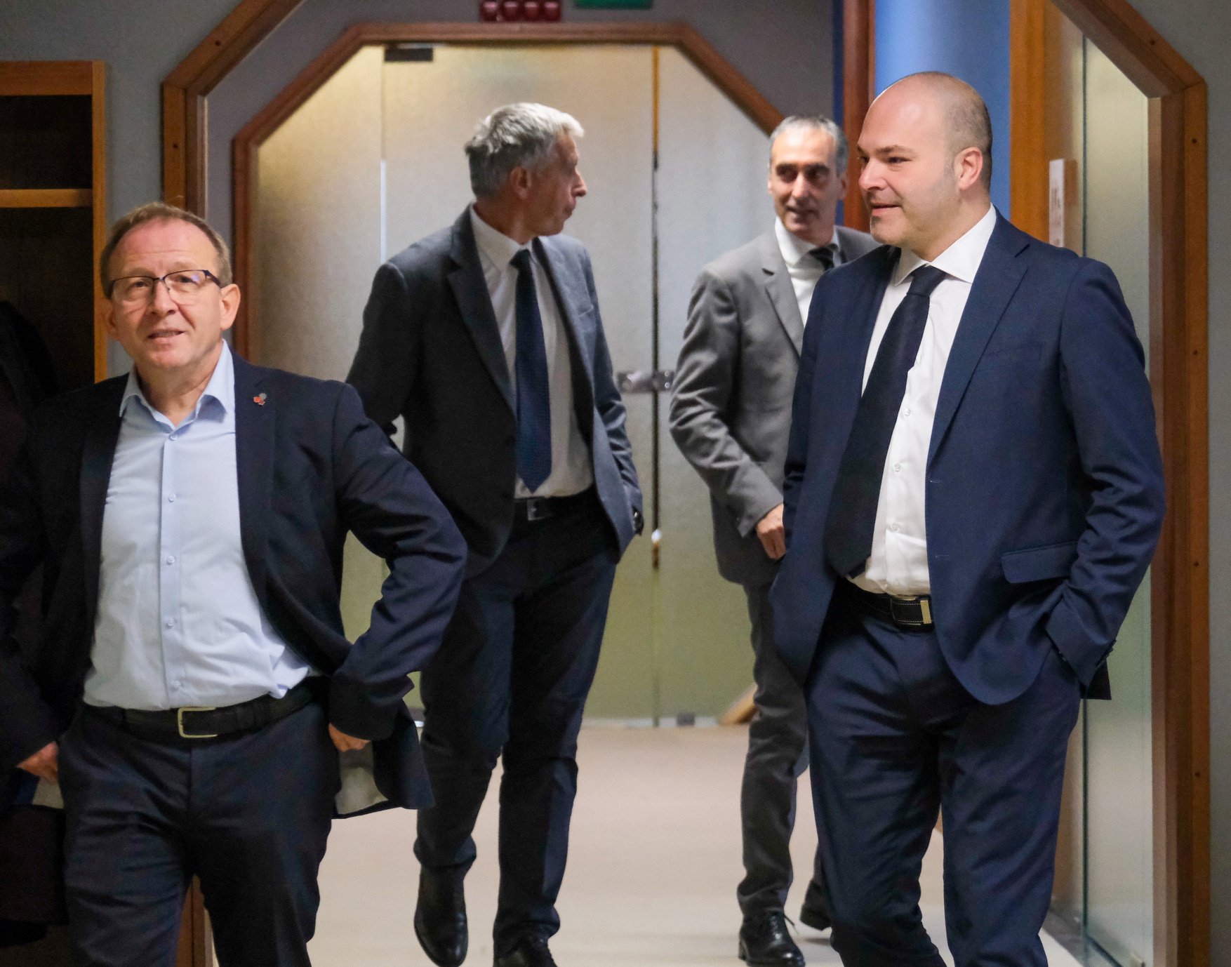 Fratelli d’Italia si spacca in Consiglio regionale. In quattro votano ...