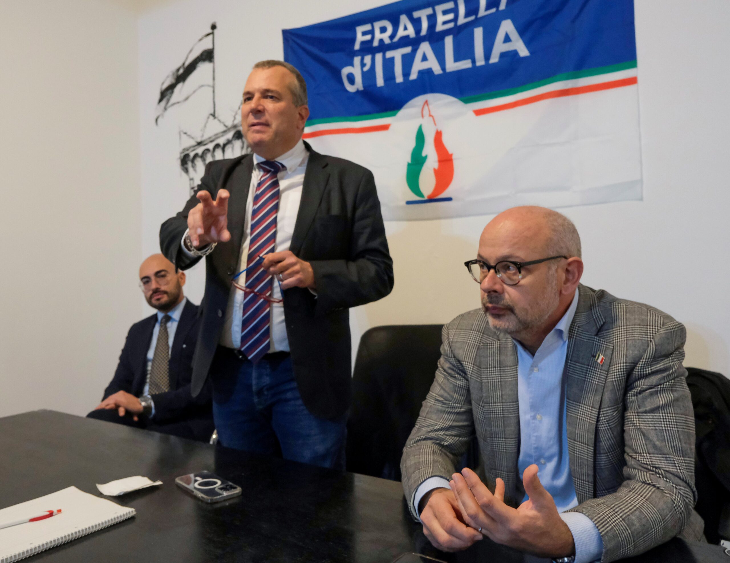 Fratelli d’Italia, il caso degli audio «rubati» e diffusi da Urzì. E de ...