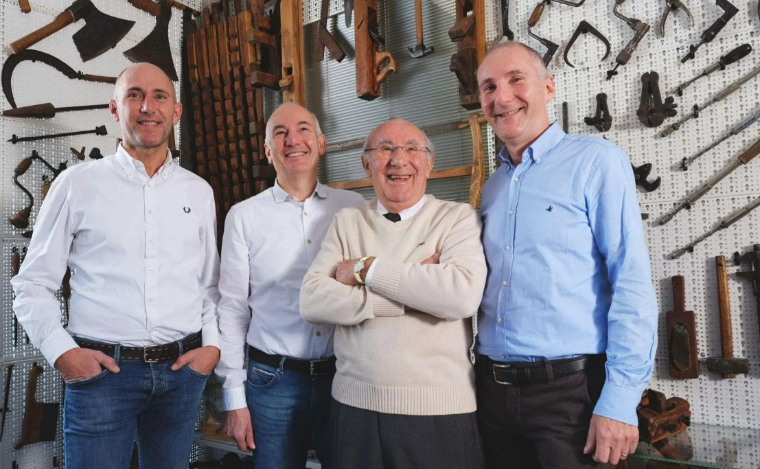 Addio a Vittorio Cova, il visionario delle cucine. Nel 1974 rilevò e ...