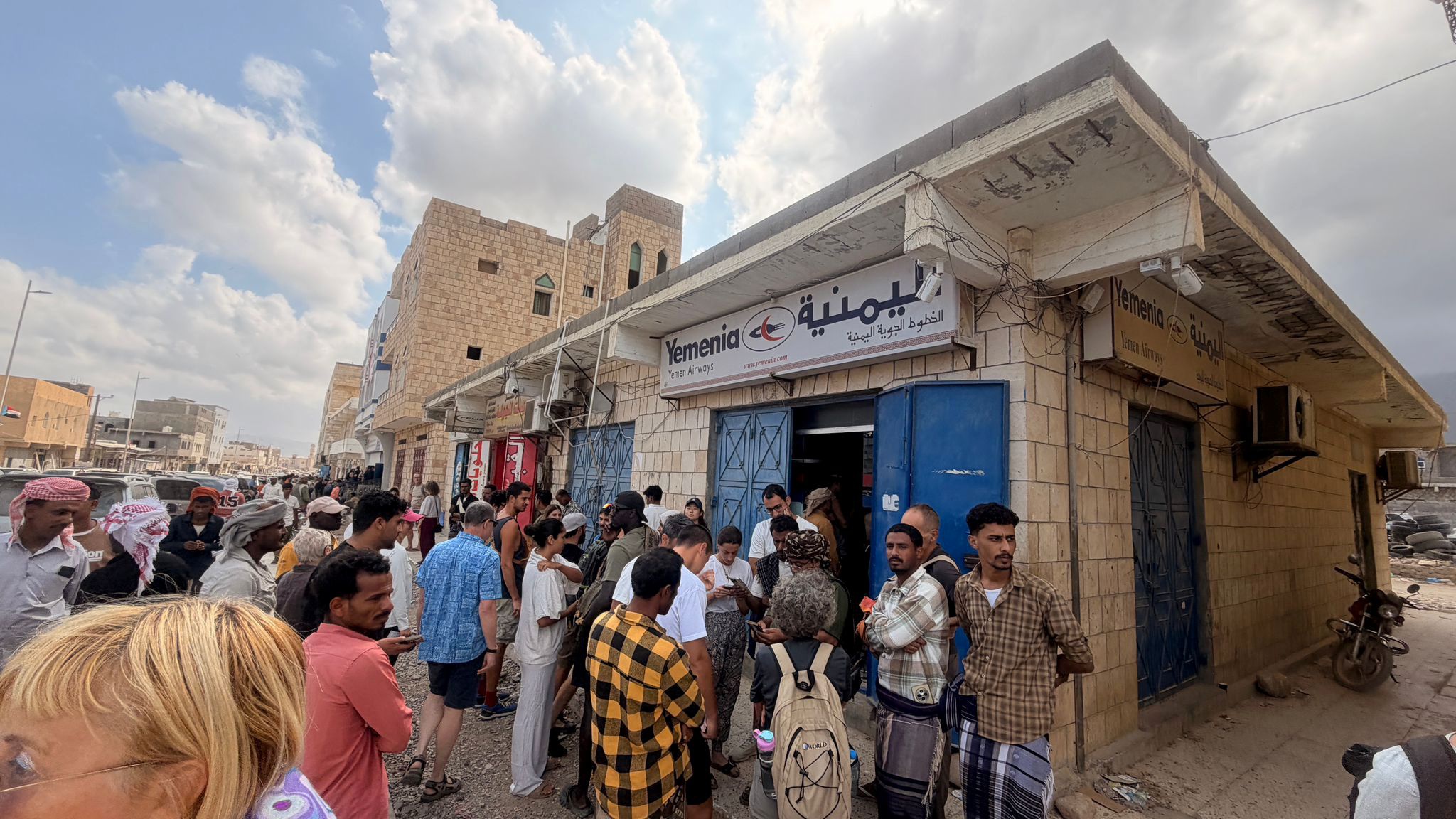 Cinque trentini bloccati a Socotra: «Stiamo bene, ma il problema è ...