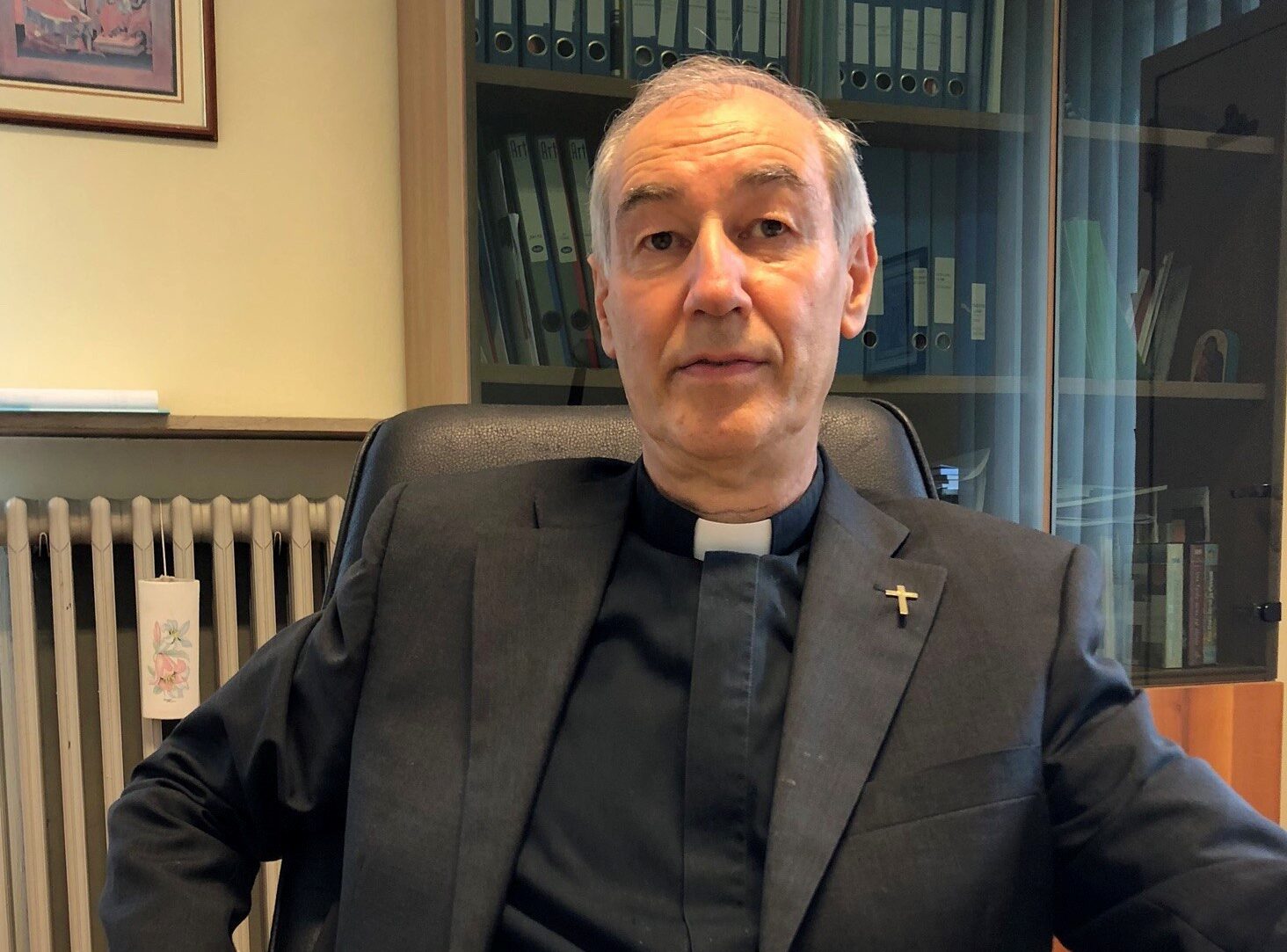 Don Marco Saiani: «Il commercio richiama, ma travisa il Natale»