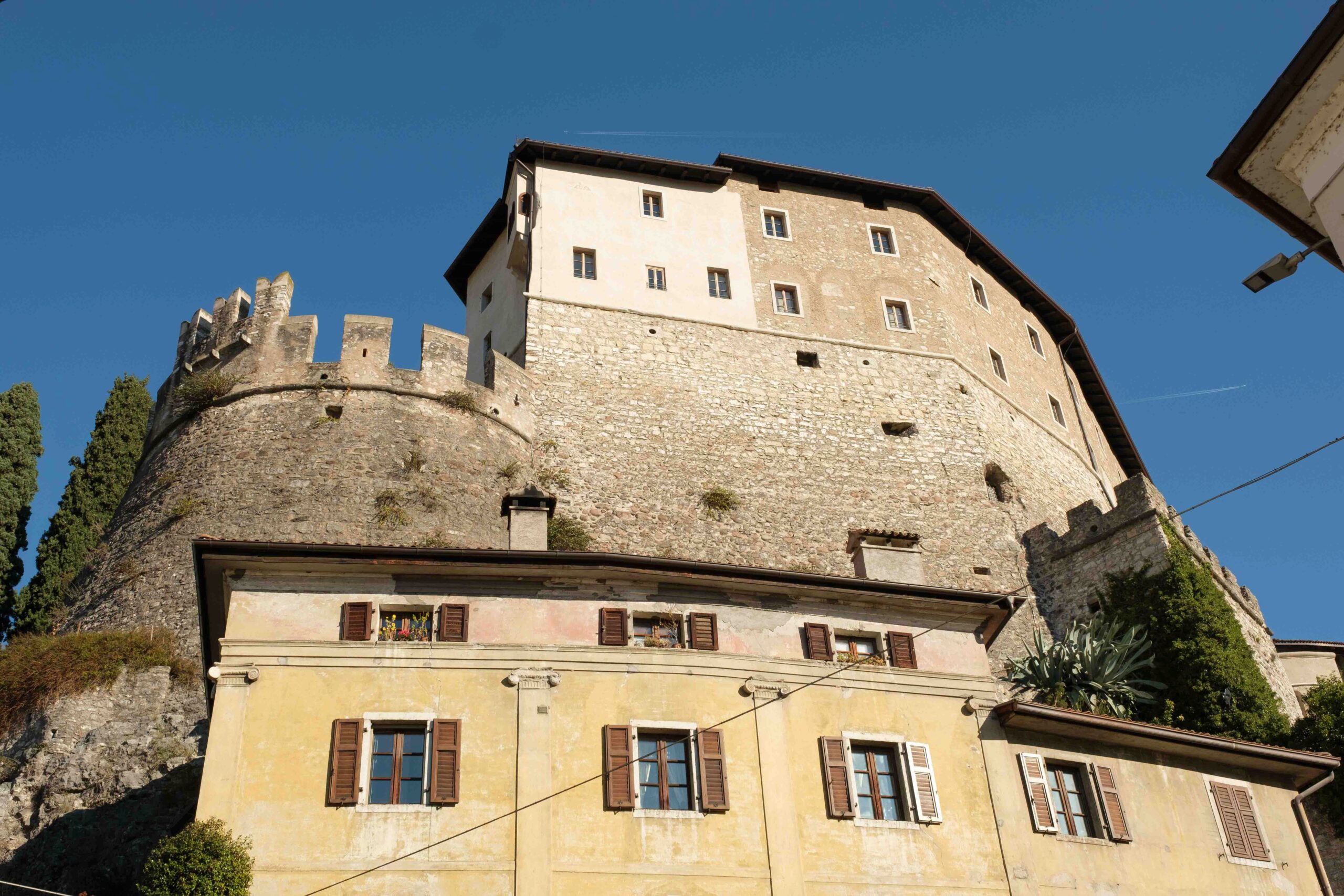 Rovereto: via le barriere fisiche e cognitive, il castello si apre a tutti