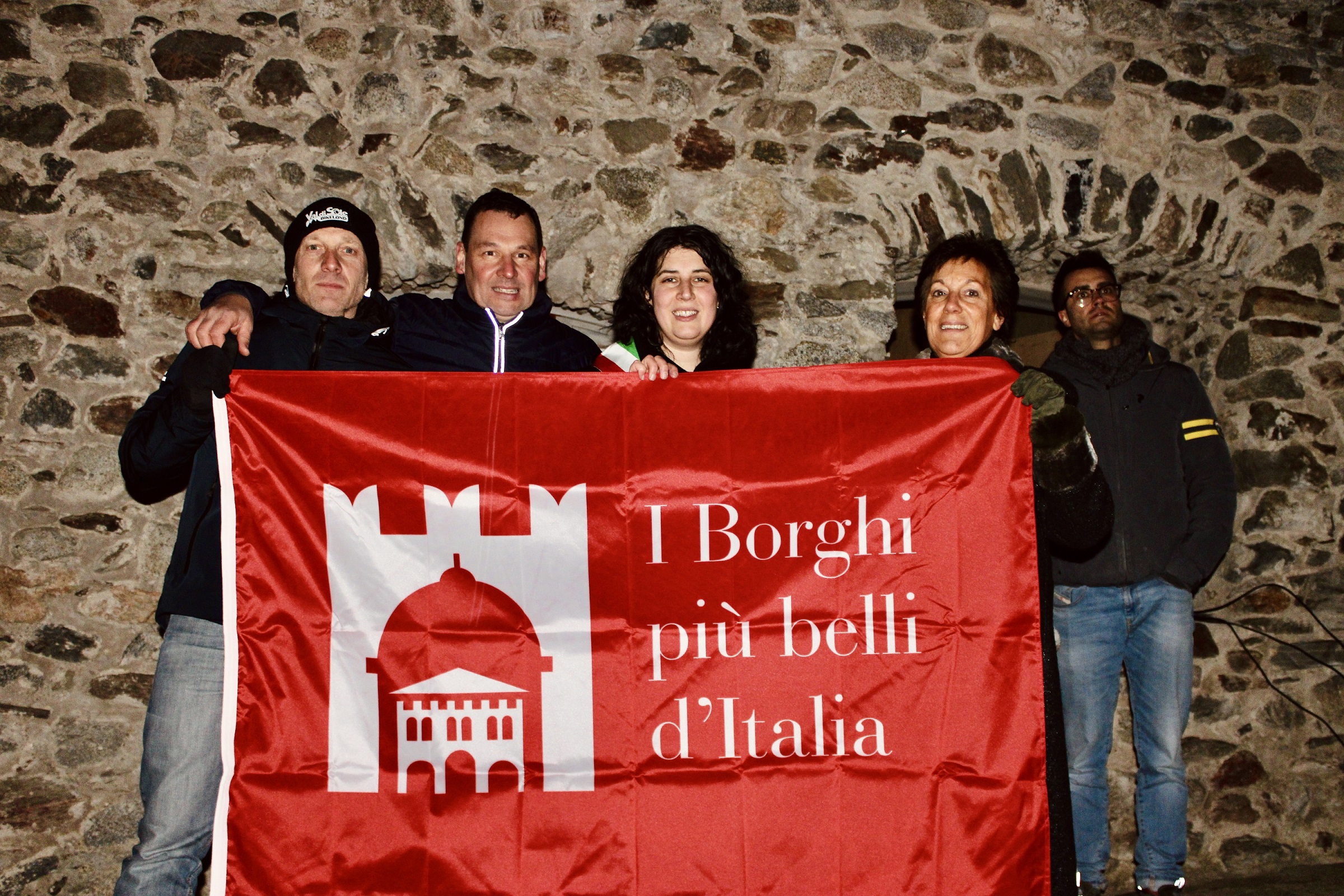 Ossana inaugura l’edizione dei 2mila presepi. Ed entra nell’elenco dei ...